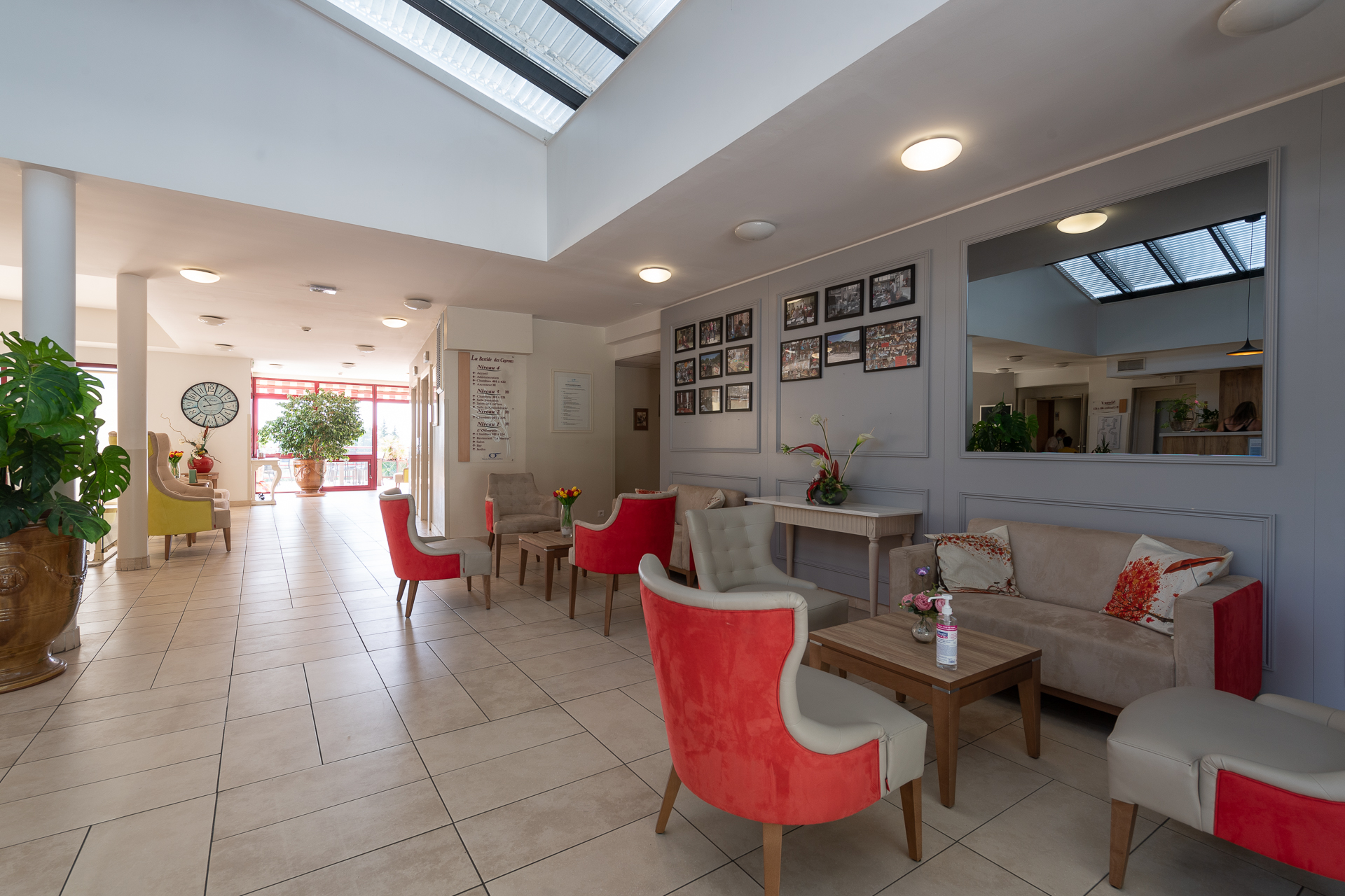 Ehpad La Bastide Des Cayrons - Vence : Maison de retraite | Booking Seniors